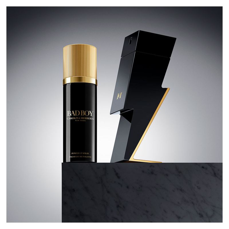 Bad Boy Carolina Herrera Power Up Spray - Época Cosméticos | Época ...