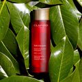 Essência de Tratamento Reafirmante Clarins Smoothing - Época Cosméticos ...