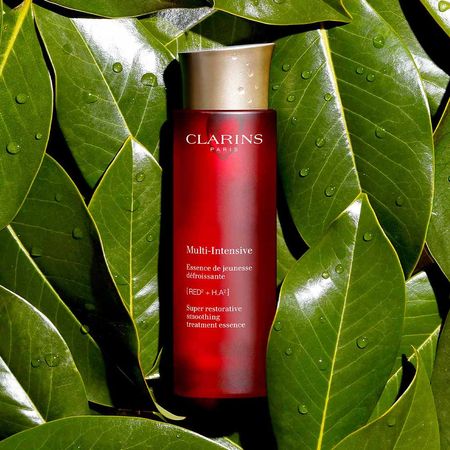 Essência de Tratamento Reafirmante Clarins Smoothing - Época Cosméticos ...